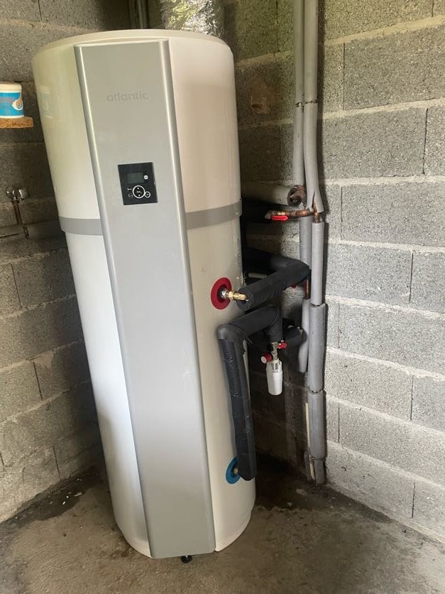 Pose d'un chauffe-eau thermodynamique Atlantic - Elhona